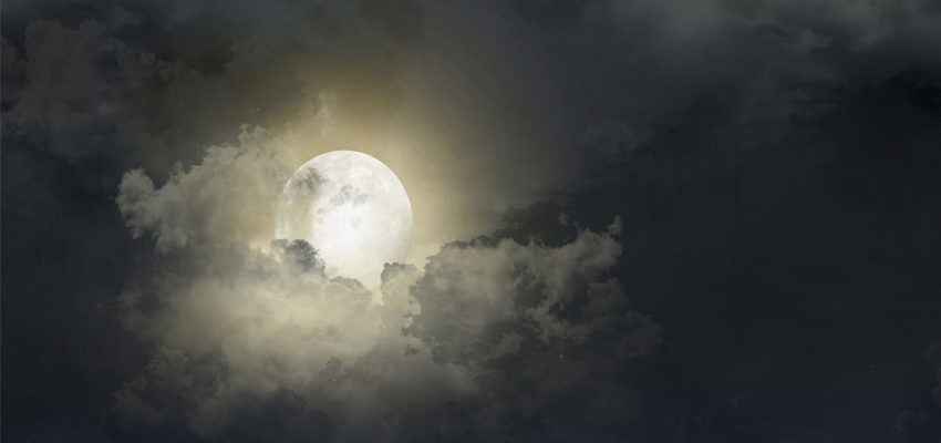 Lua Negra – transmutação e recomeço | WeMystic Brasil